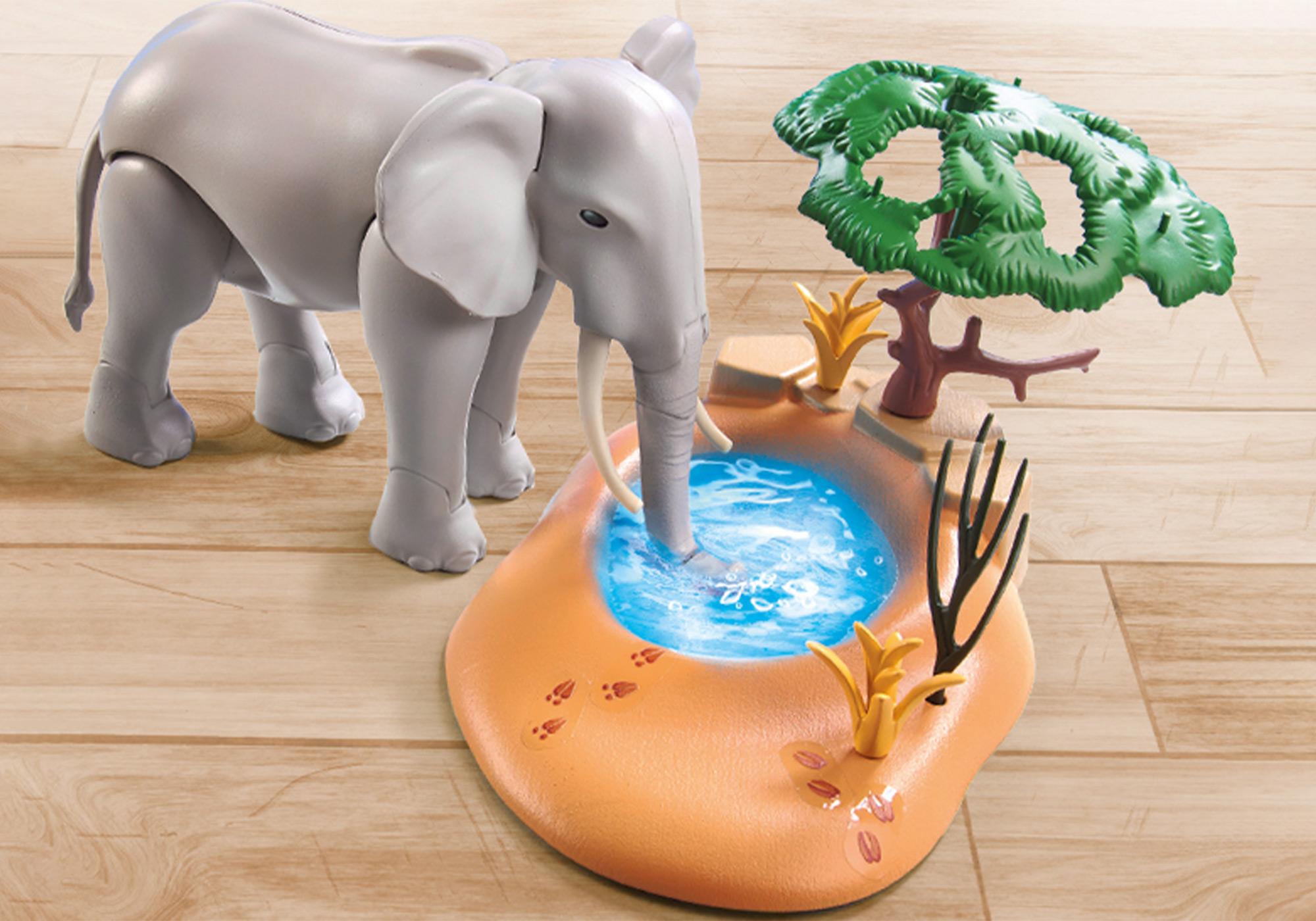 Wiltopia - Elephant at the Waterhole - 71294 | PLAYMOBIL®